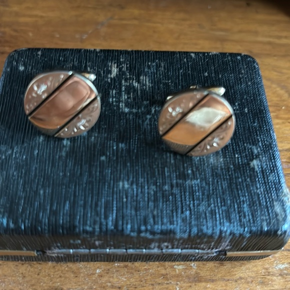 Accessories | Vintage Round Rose Gold Tone Art Deco Etched Matte Mirror ...